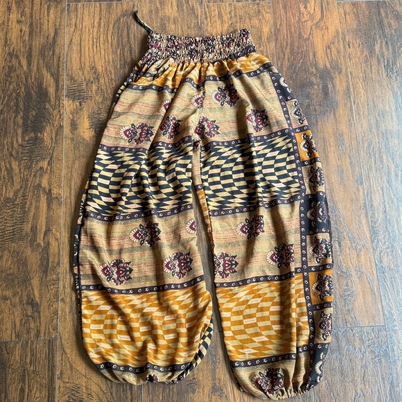EARTHBOUND | Pants & Jumpsuits | Earthbound Pants Size Small Super ...